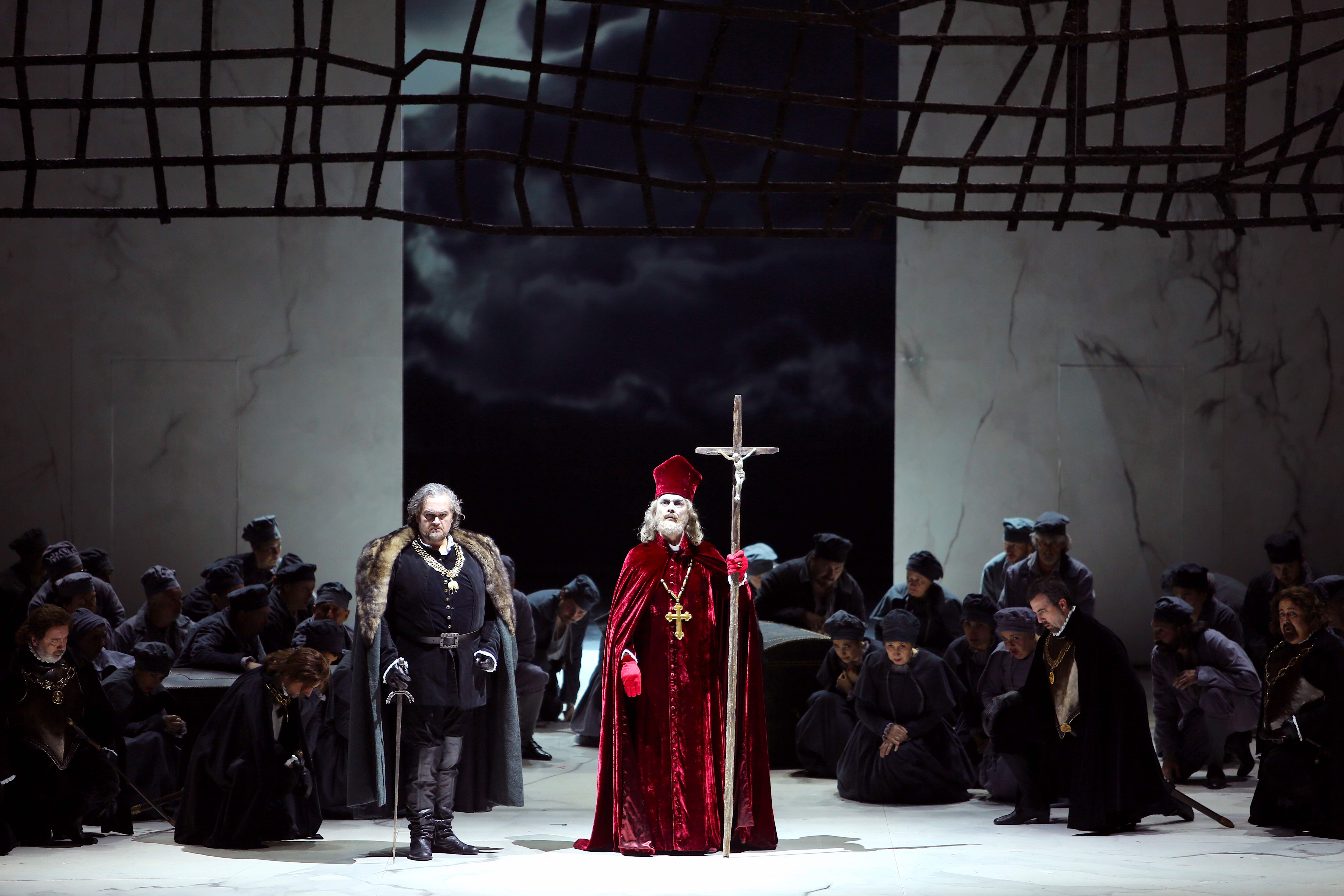 A Don Carlo in Genoa with the finest cast in Italy